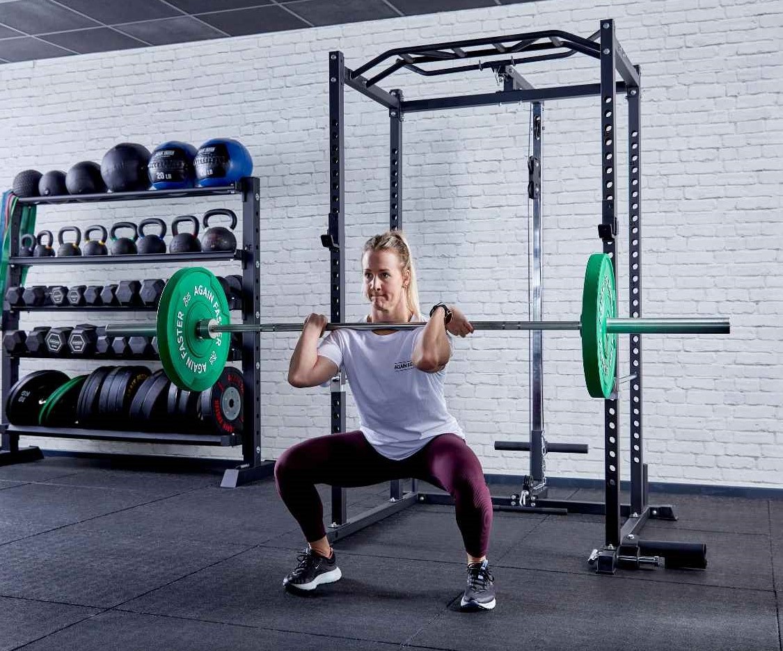 How much should you be able to squat based on your weight and age ...